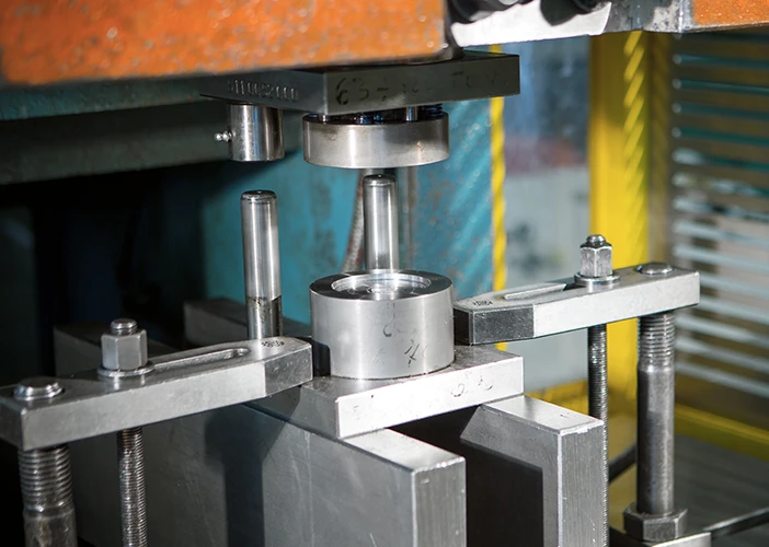 Sheet metal blanking - Cold moulding - Blanking moulds